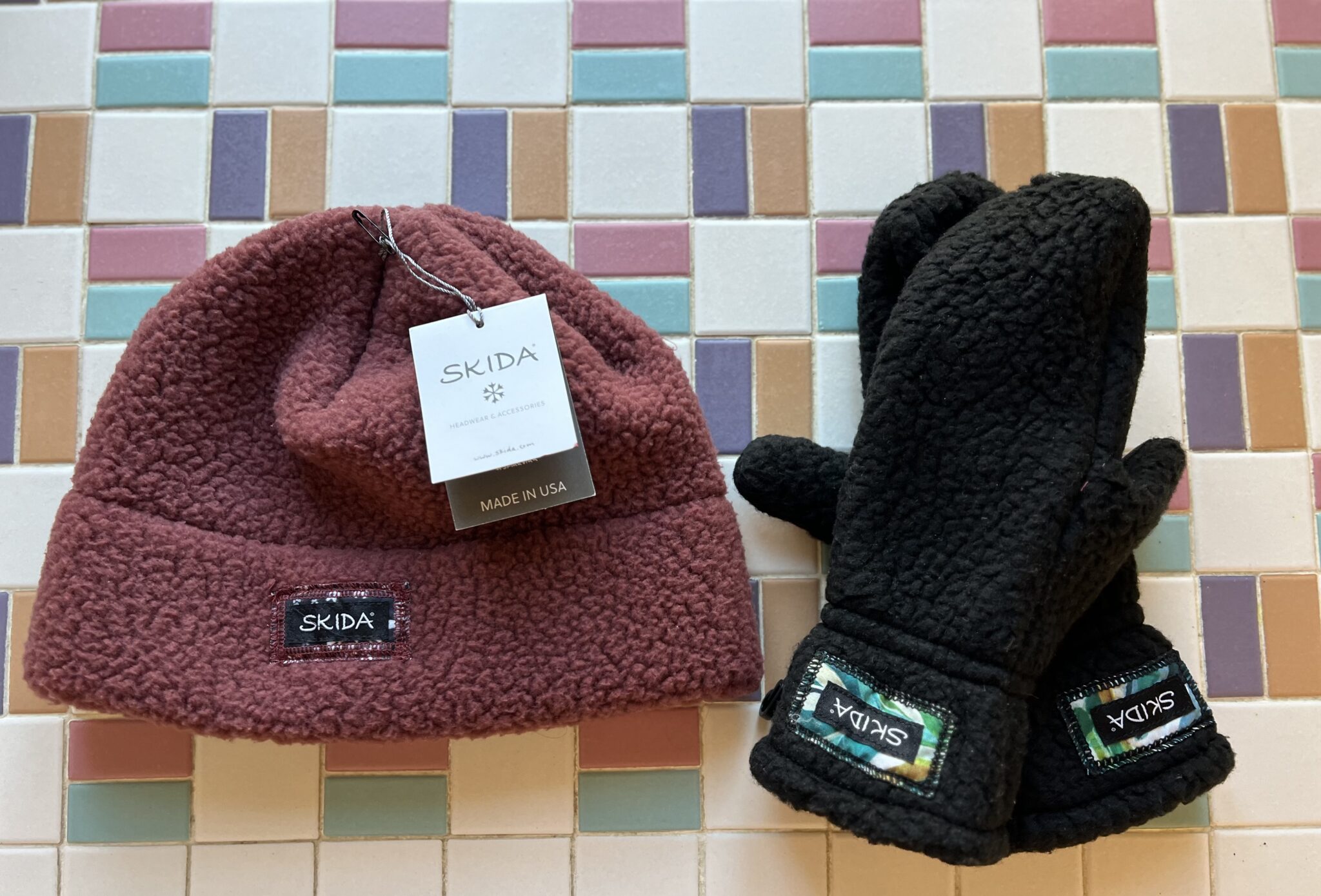 Four reasons Skida’s High Pile Fleece Hat and Mitts are great for ...
